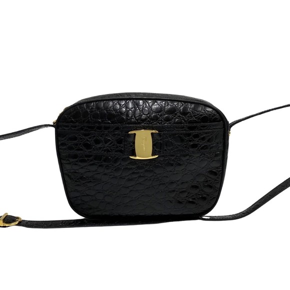Salvatore Ferragamo | Bags | Salvatore Ferragamo Vara Ribbon Leather ...